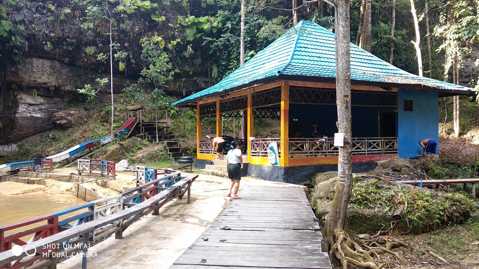 Pemkab Gumas Mulai Perbaiki Fasilitas di Objek Wisata Batu Mahasur ...